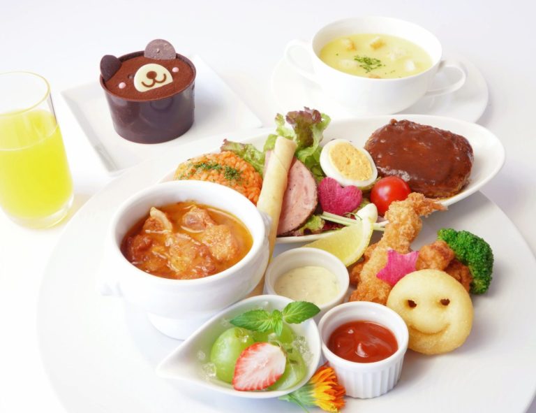 お食い初め・百日祝い・1歳のお誕生日・七五三【お子さまが主役のご宴会プラン】｜シャトレーゼホテル 長野【公式】 | CHÂTERAISÉ HOTEL Nagano【Official site】